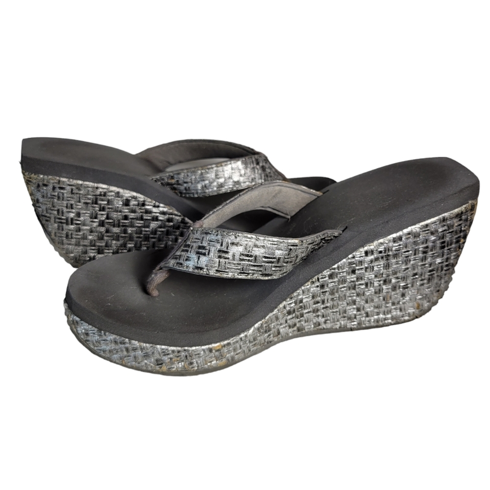Volatile Silver Basket Weave Platform Thong Sandals S… - Gem